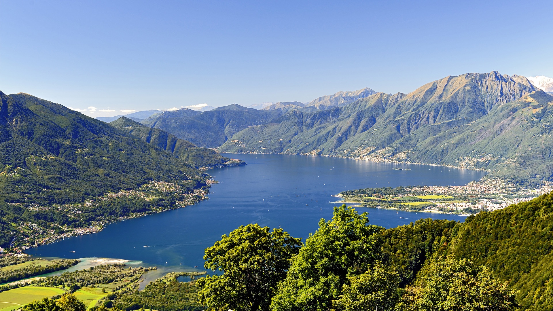 Mototurismo Lombardo: alla scoperta del Lago Maggiore