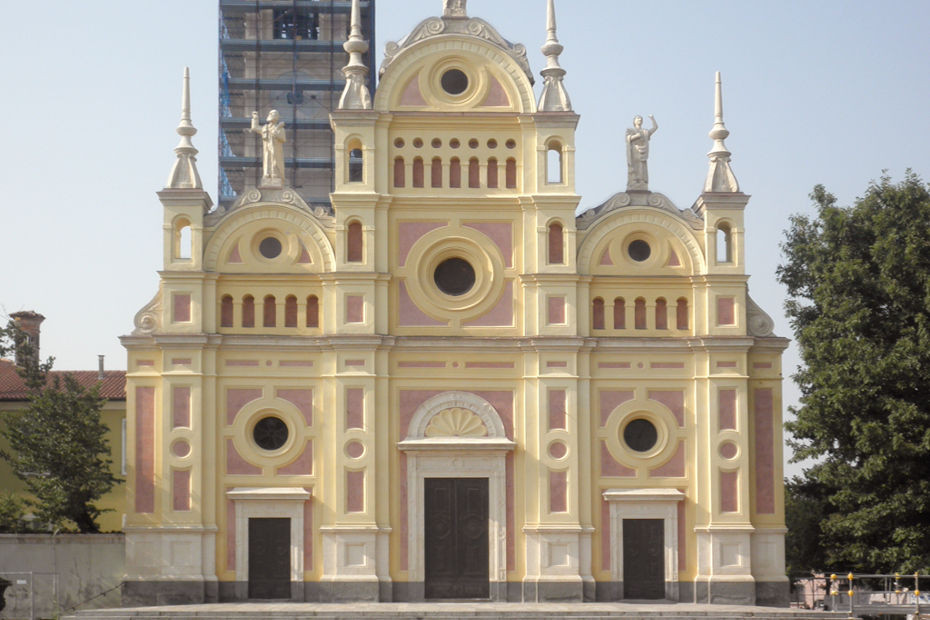 La pianura cremonese a ritmi lenti La pianura cremonese a ritmi lenti